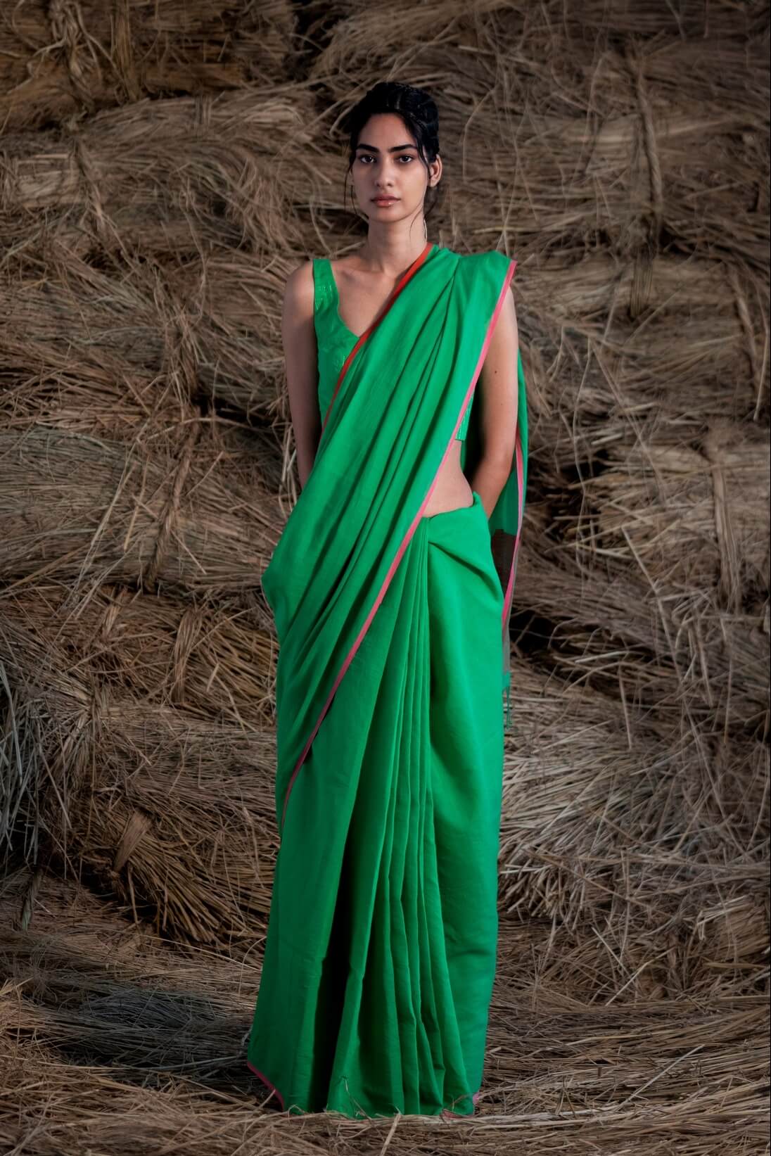 Tia Sobuj Khadi Sari Anavila