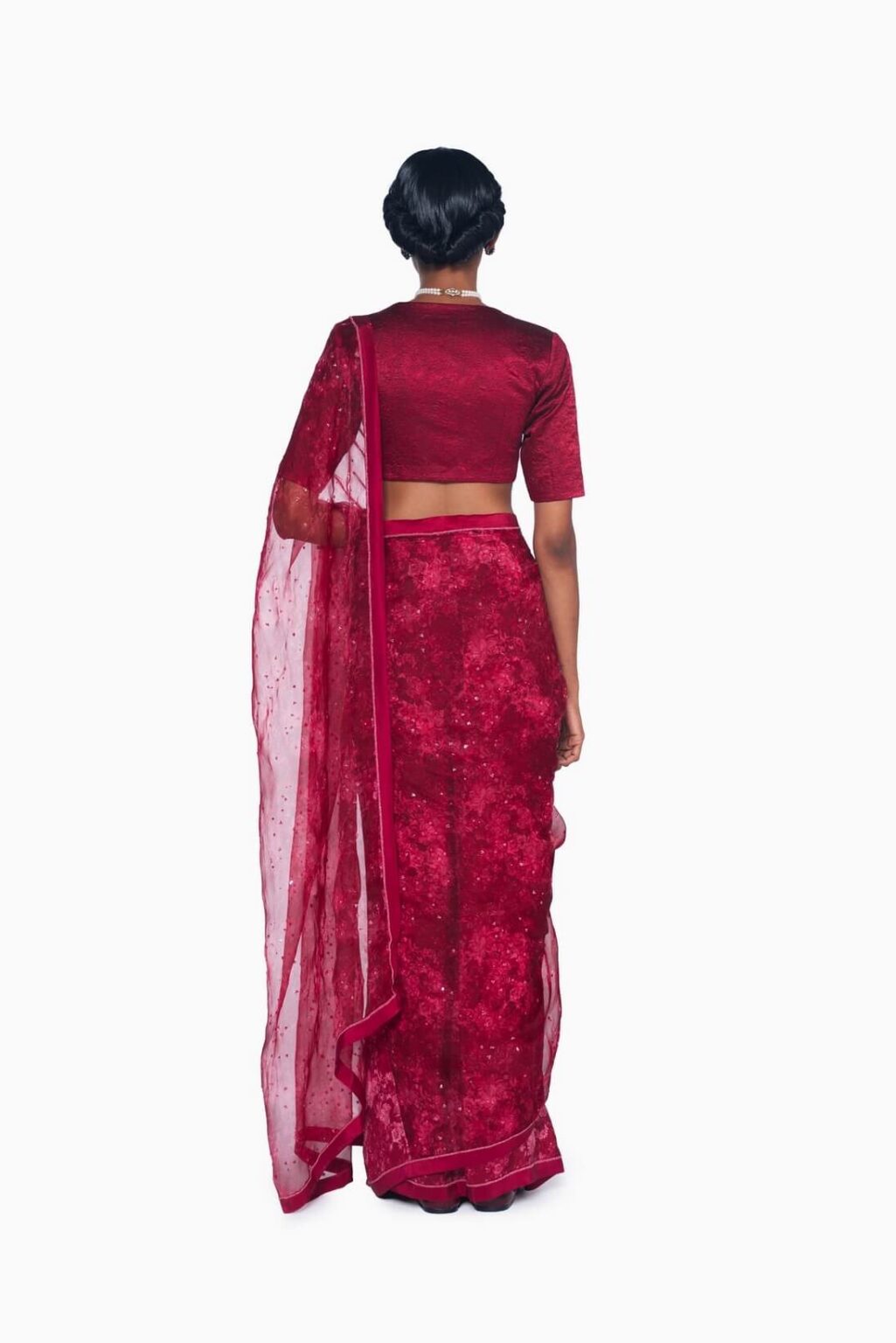 Anne Red Sari – Anavila
