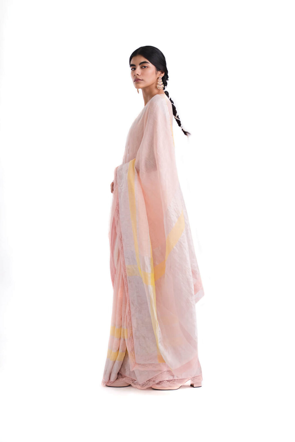 Sehar Peach Sari – Anavila