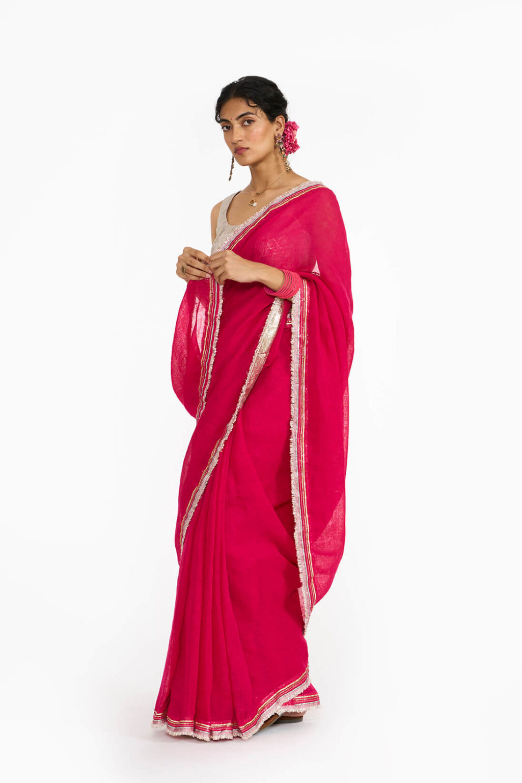 Spinel Gota Kinari Sari – Anavila