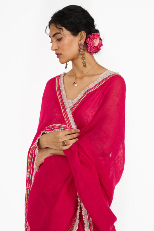 Spinel Gota Kinari Sari – Anavila